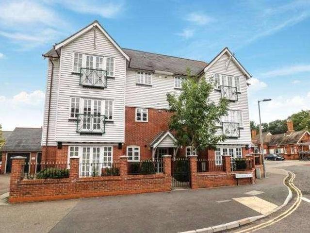 1 bed flat for sale