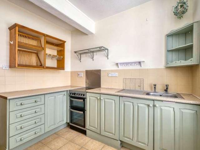 1 bed flat for sale