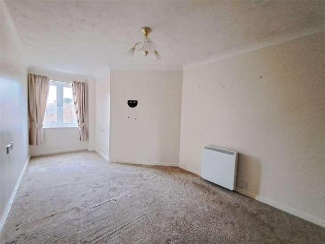 1 bed flat for sale