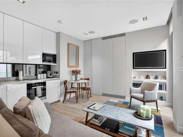 1 bed flat for sale