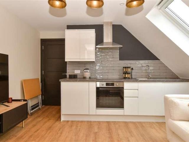 1 bed flat for sale