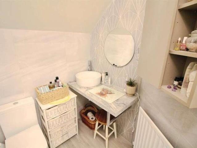 1 bed flat for sale
