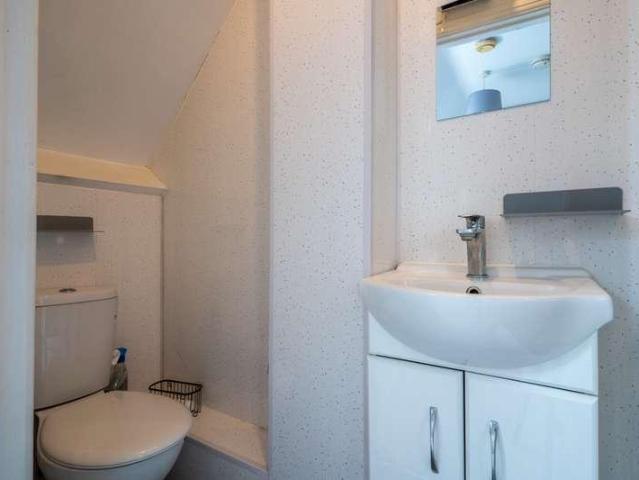 1 bed flat for sale
