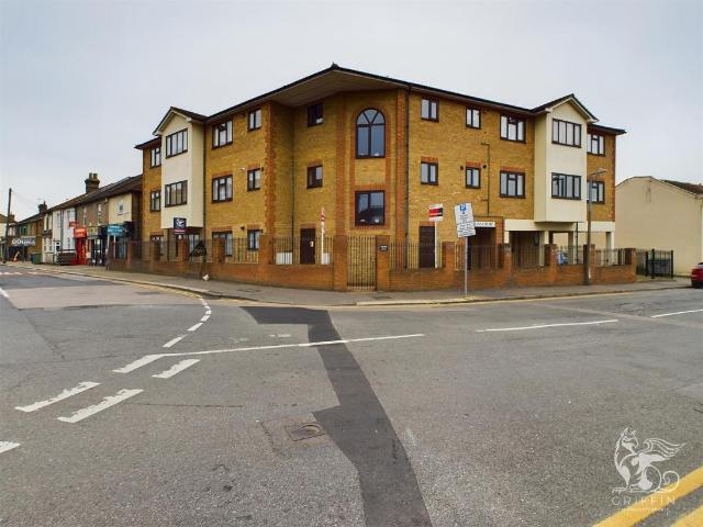 1 bed flat for sale