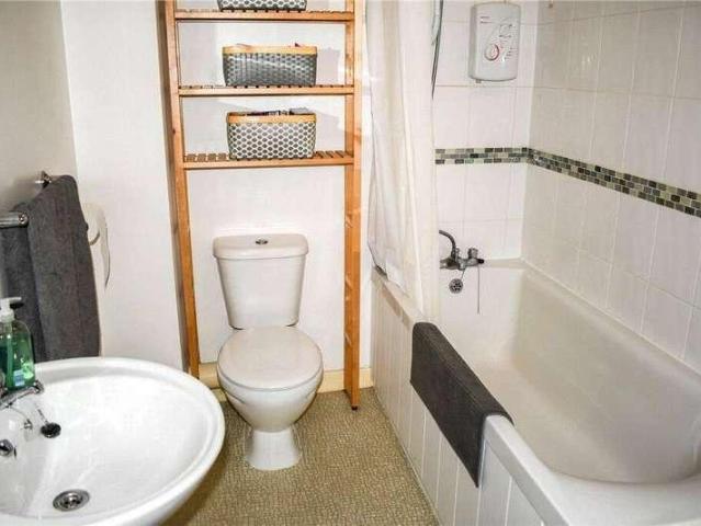1 bed flat for sale