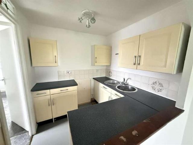 1 bed flat for sale