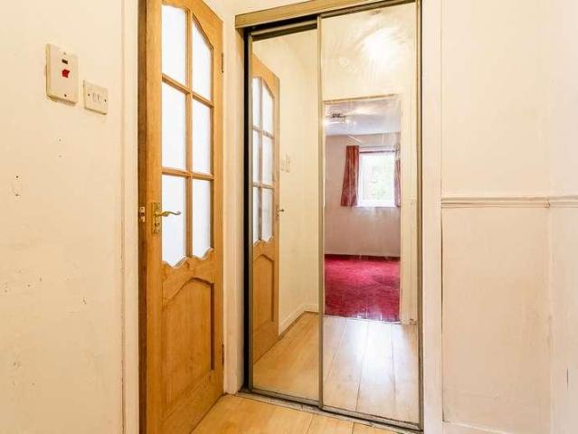 1 bed flat for sale