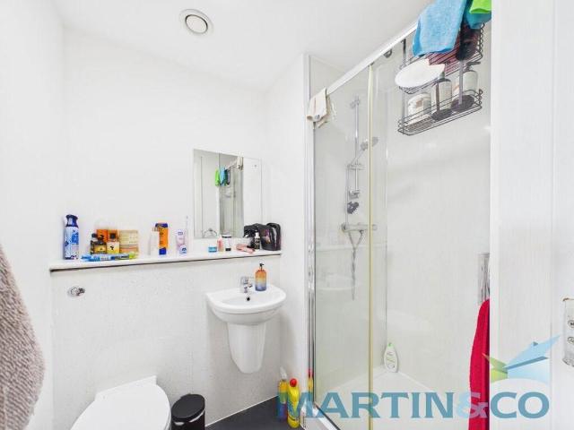 1 bed flat for sale
