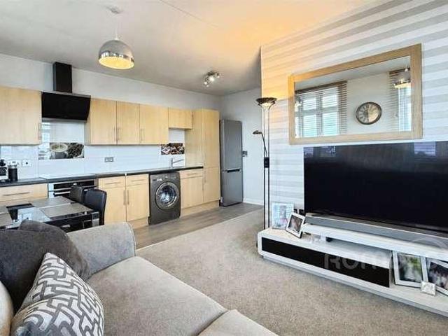 1 bed flat for sale
