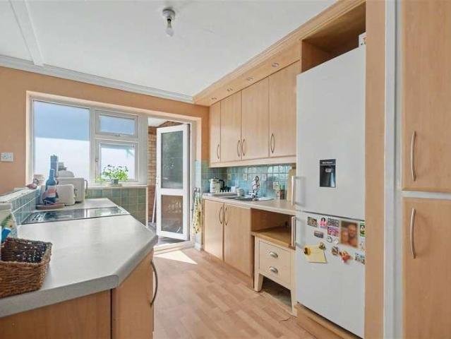 1 bed flat for sale