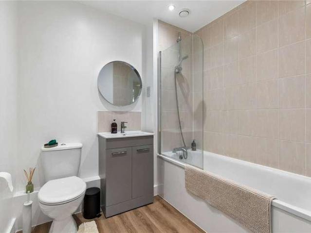 1 bed flat for sale