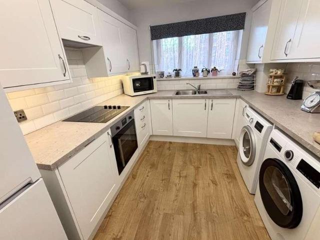 1 bed flat for sale