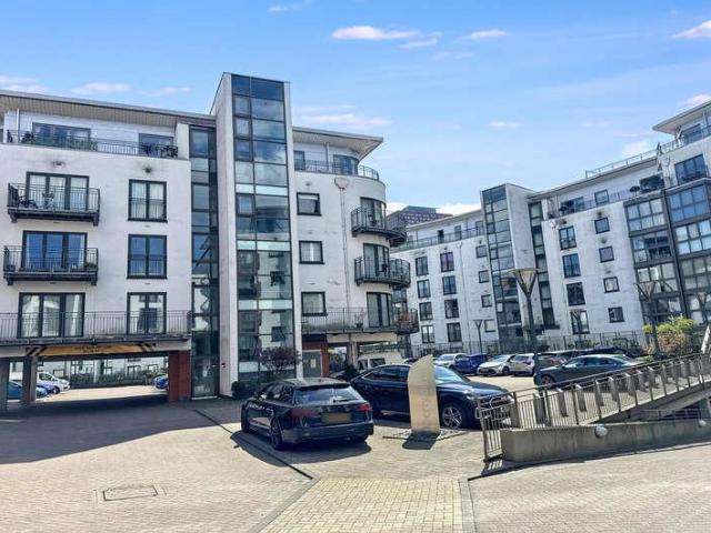 1 bed flat for sale