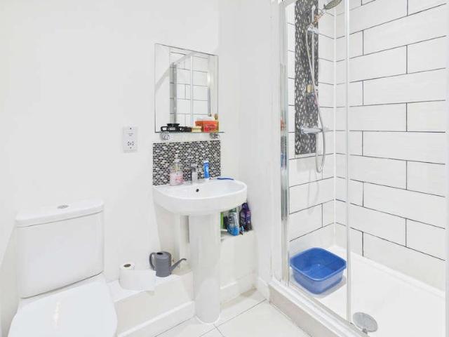 1 bed flat for sale