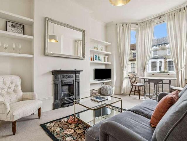 1 bed flat for sale