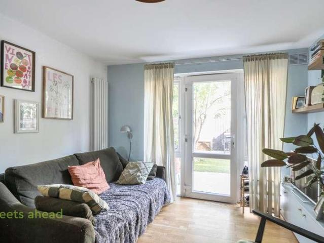 1 bed flat for sale