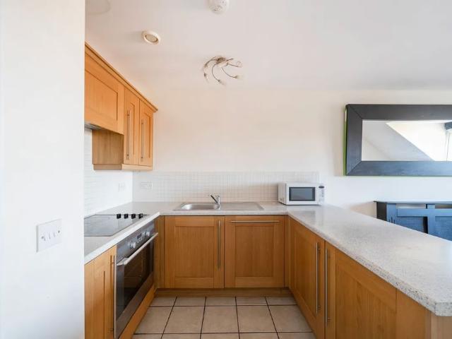 1 bed flat for sale