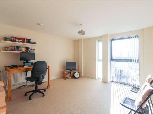1 bed flat for sale
