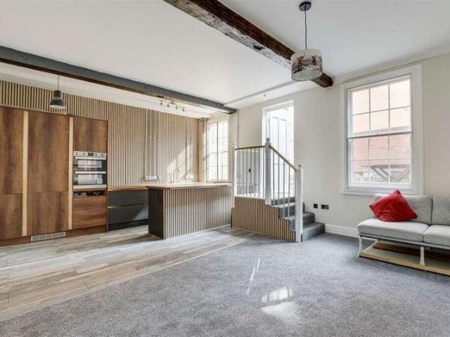 1 bed flat for sale