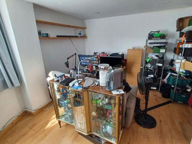 1 bed flat for sale