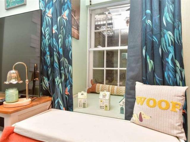 1 bed flat for sale