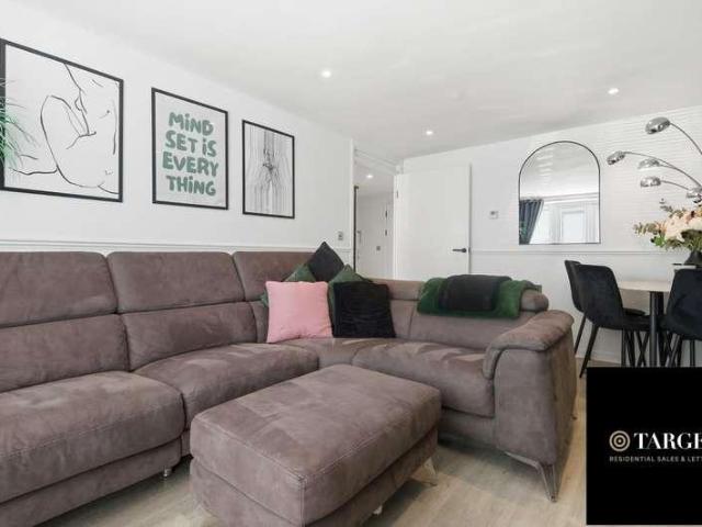 1 bed flat for sale