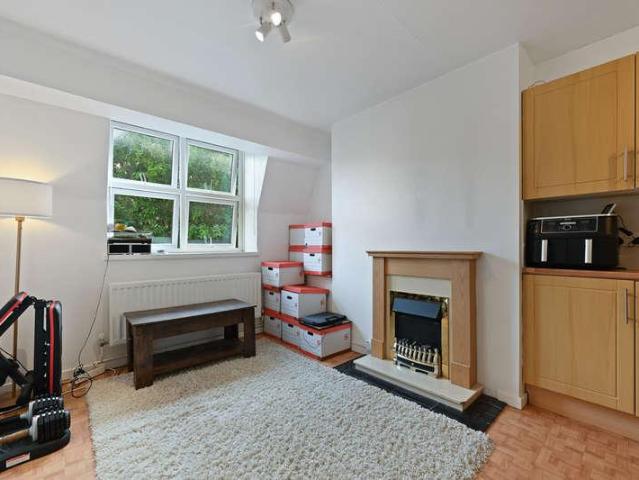 1 bed flat for sale
