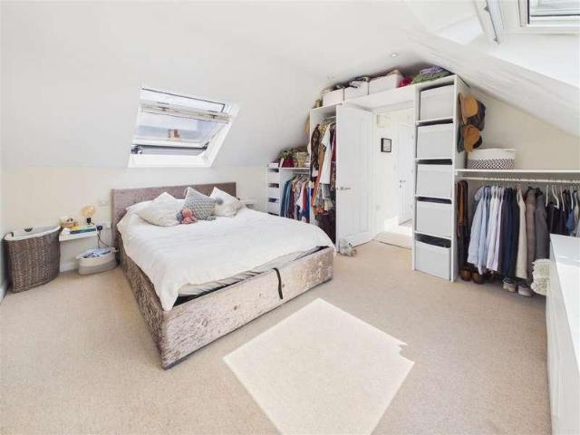 1 bed flat for sale