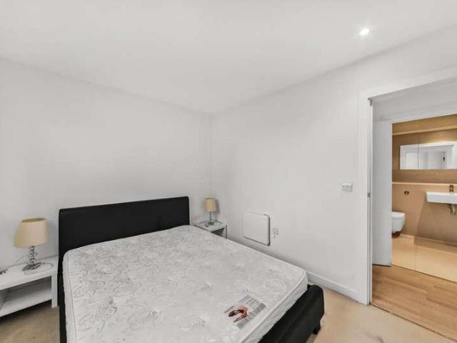 1 bed flat for sale