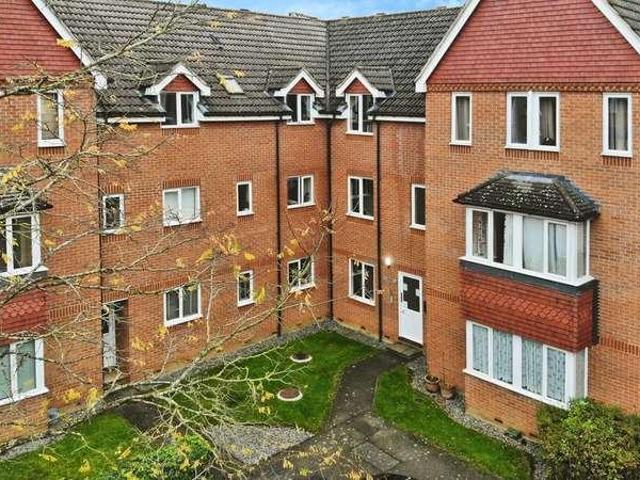 1 bed flat for sale