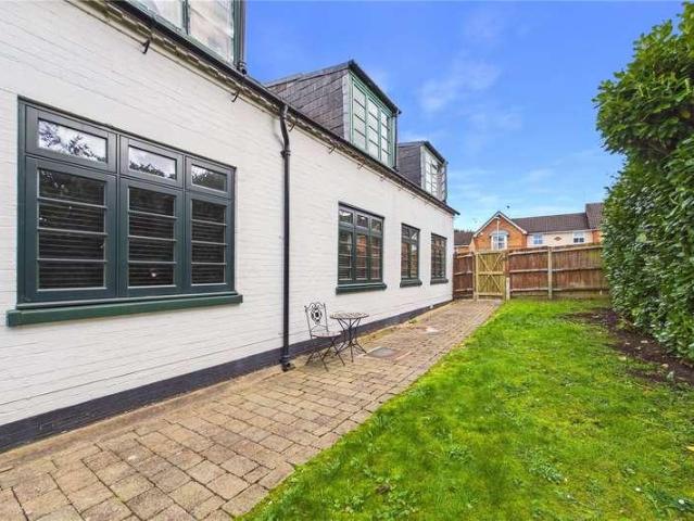 1 bed flat for sale