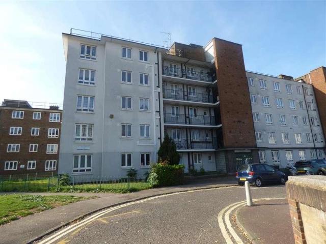 1 bed flat for sale