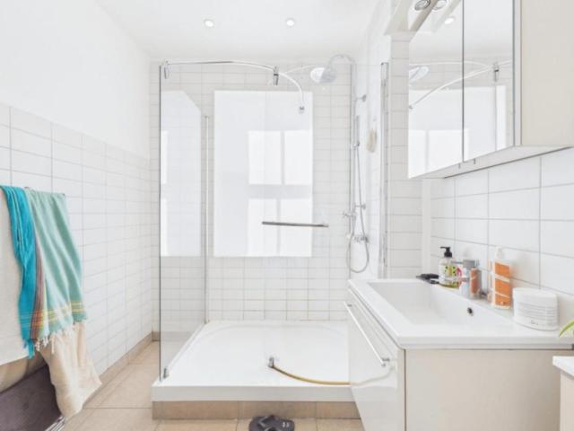 1 bed flat for sale