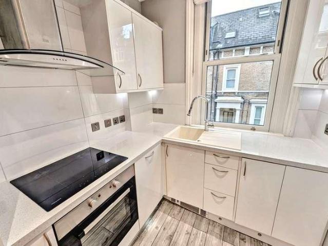 1 bed flat for sale