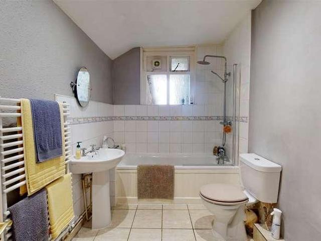 1 bed flat for sale
