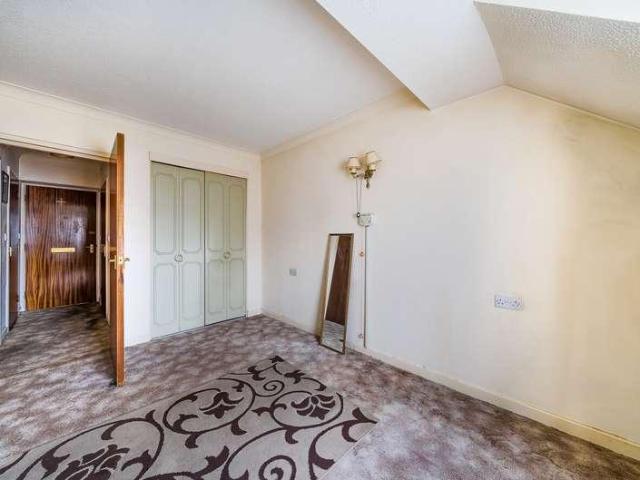 1 bed flat for sale