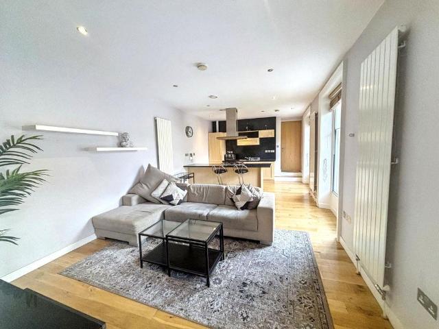 1 bed flat for sale