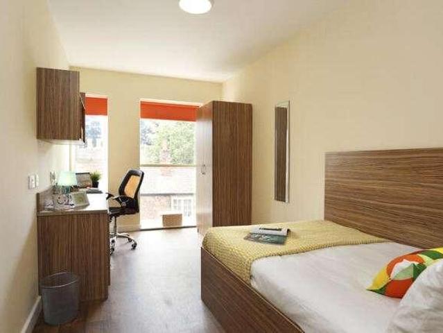 1 bed flat for sale