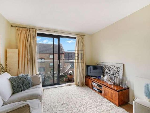 1 bed flat for sale