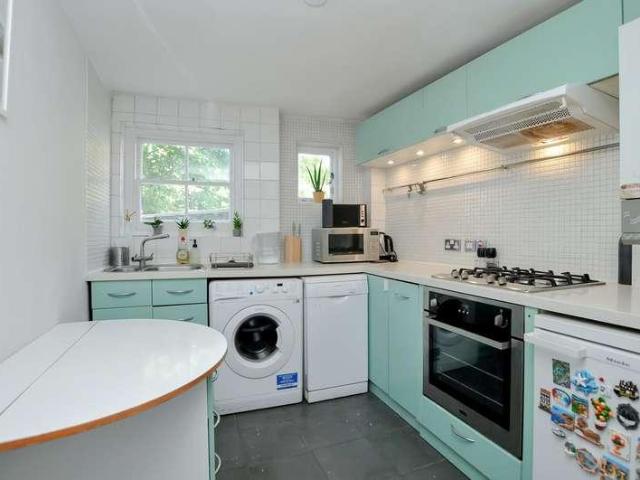 1 bed flat for sale