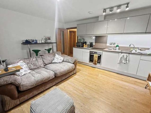 1 bed flat for sale