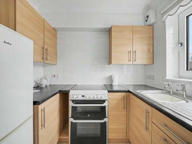 1 bed flat for sale
