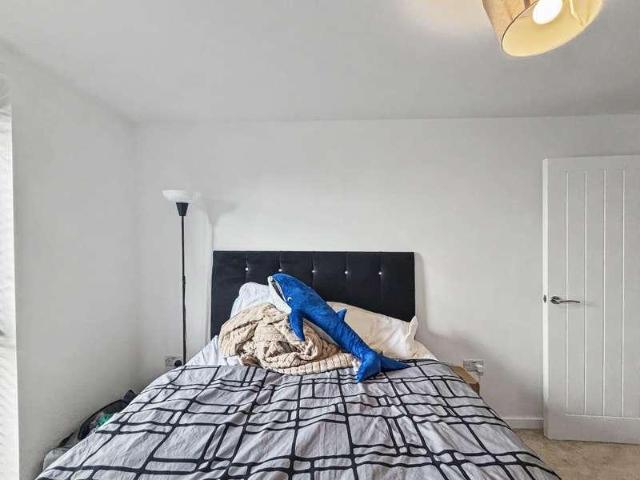 1 bed flat for sale