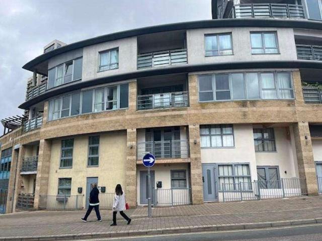1 bed flat for sale