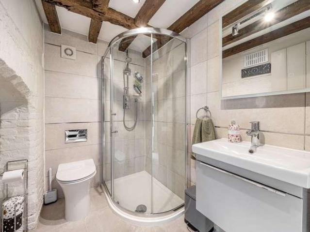 1 bed flat for sale