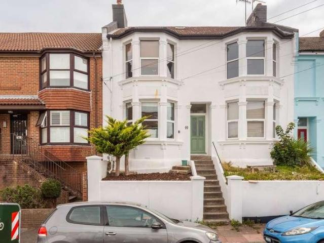 1 bed flat for sale