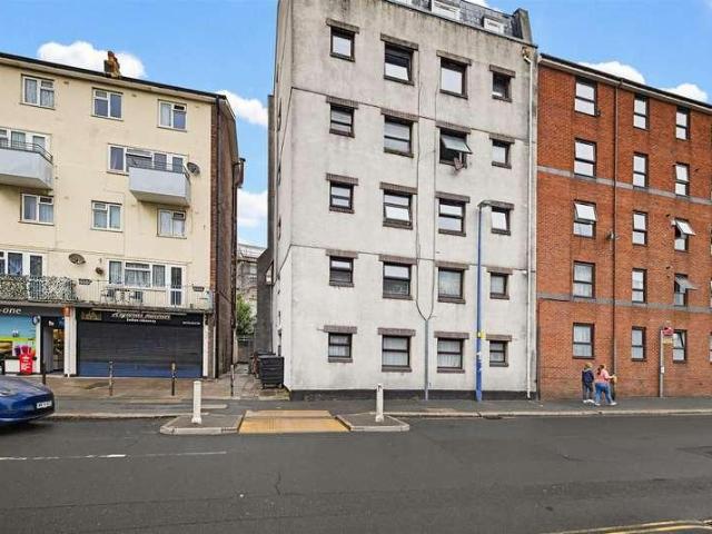 1 bed flat for sale