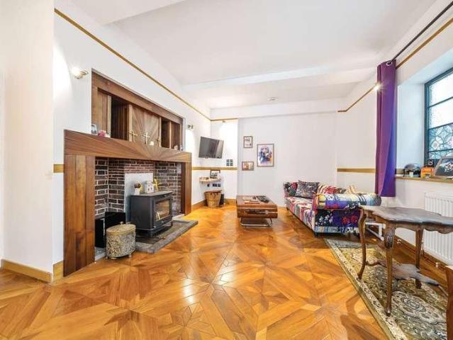 1 bed flat for sale