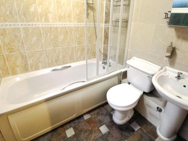 1 bed flat for sale