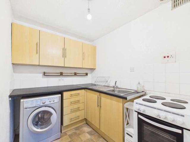 1 bed flat for sale